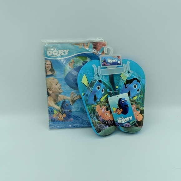 Disney Pixar/BBC International | Shoes | Finding Dory Flip Flops And ...